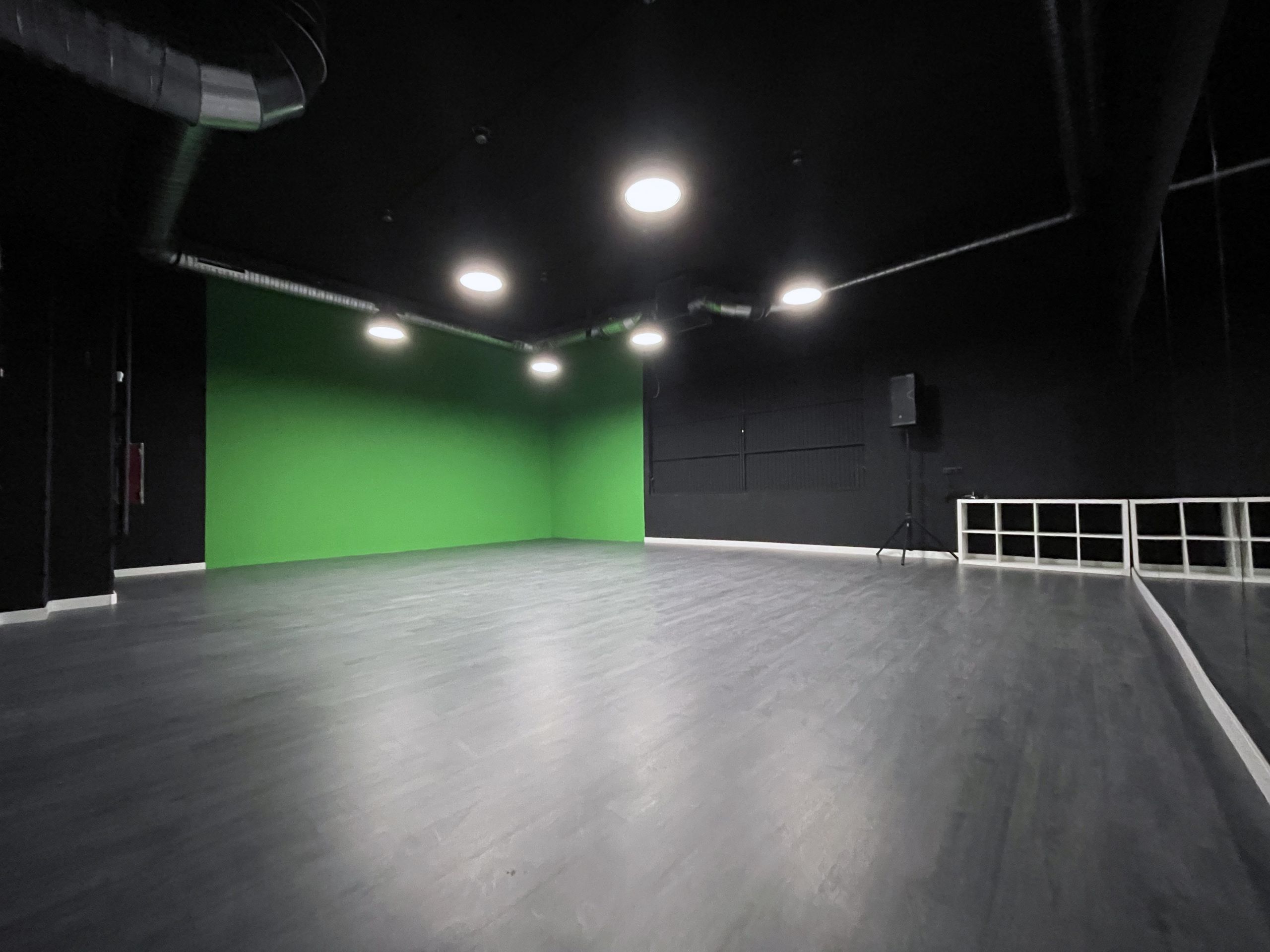 STUDIO 5 – Esencia Studios